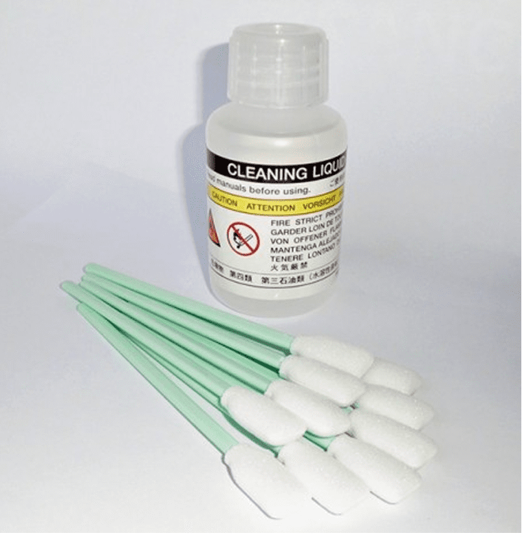 Roland 100ml Cleaning Liquid and Swabs - The Magic Touch